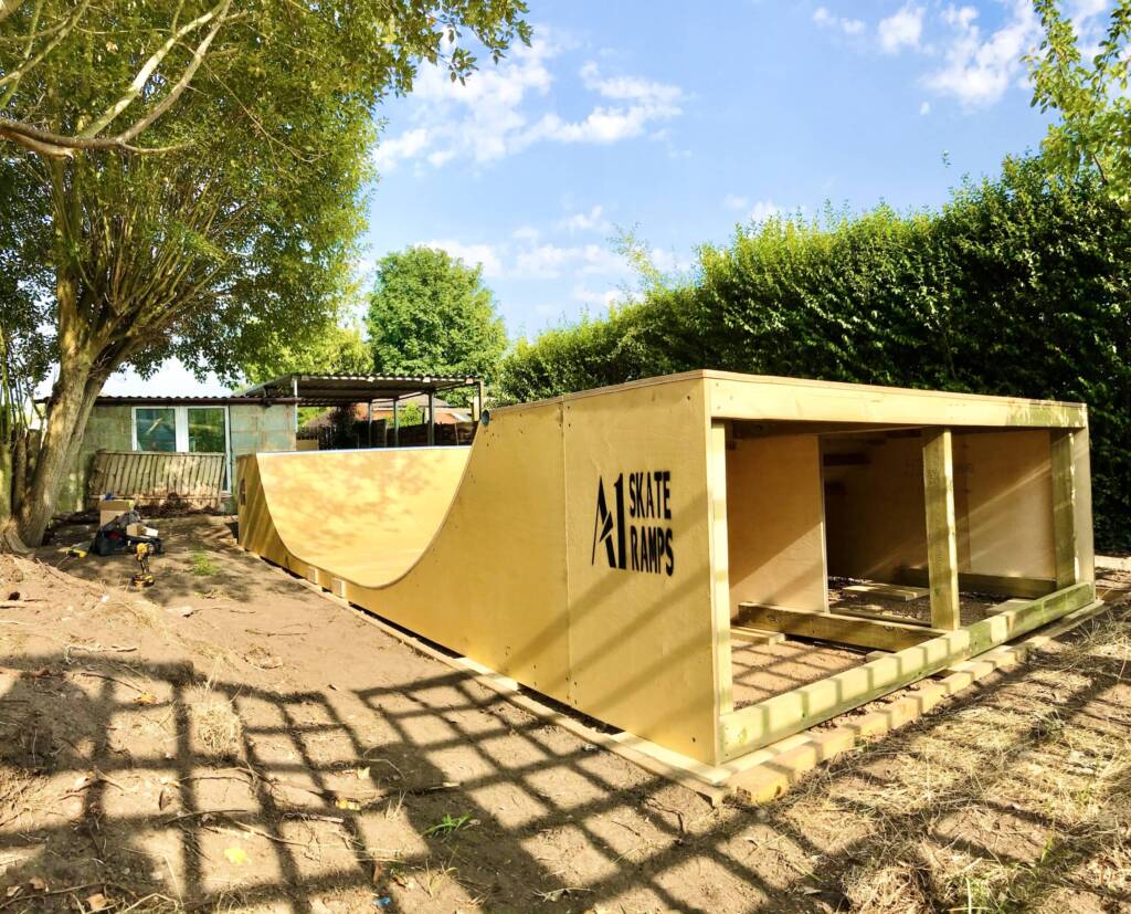 4ft High x 8ft Wide Half pipe | A1 Skate Ramps